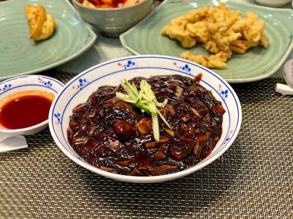 TOP quán mì tương đen ngon nhất Hà Nội - DELIVERY K